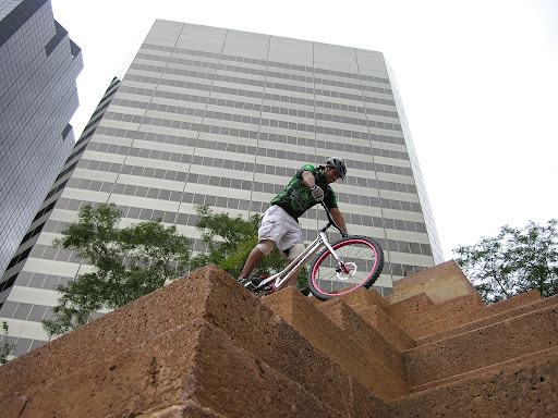 Seatless contraptions in action | Mountain Bike Reviews Forum